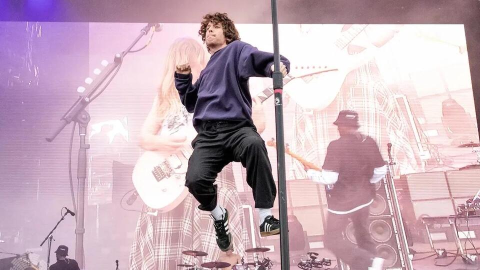 Turnstile Kick Off Fall 2025 US Tour with Help from Hayley Williams in ...