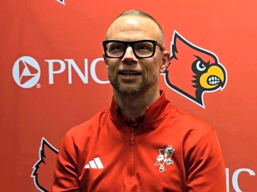 Watch: Pat Kelsey welcomes high expectations, provides insight on players