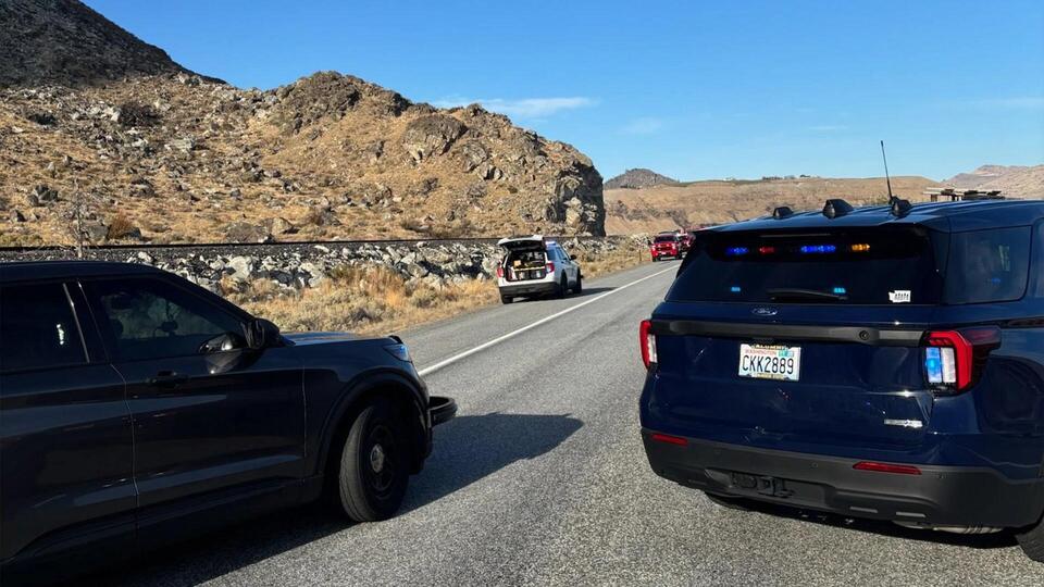 Head-on crash kills Bridgeport motorist near Beebe Bridge - NewsBreak
