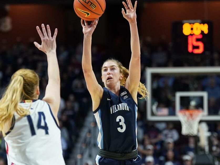 Lucy Olsen officially signs with Lisa Bluder, Hawkeye basketball