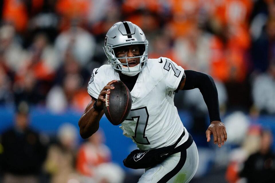 Las Vegas Raiders Start-Sit: Week 11 Fantasy Advice for Geno Smith ...