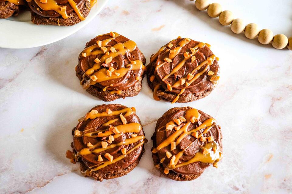 Can't Resist Chocolate? These 13 Desserts Are as Simple as They Are ...