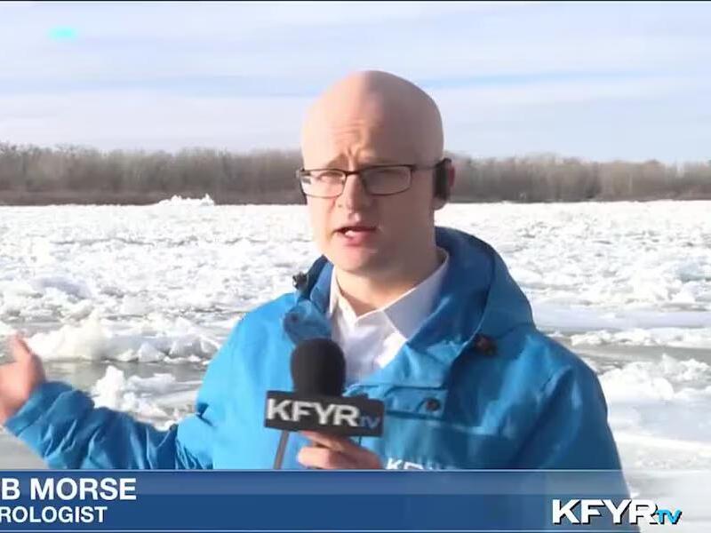 Ice jam along Missouri River: Live report on First News at Five with ...
