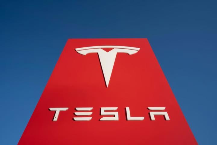 Tesla Hikes Model Y Prices By Up To $1,000—Here's What You Should Know ...