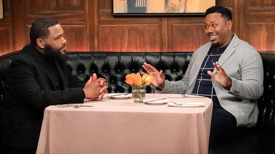 ‘The Neighborhood’: Anthony Anderson Guest Stars as Courtney’s Father ...