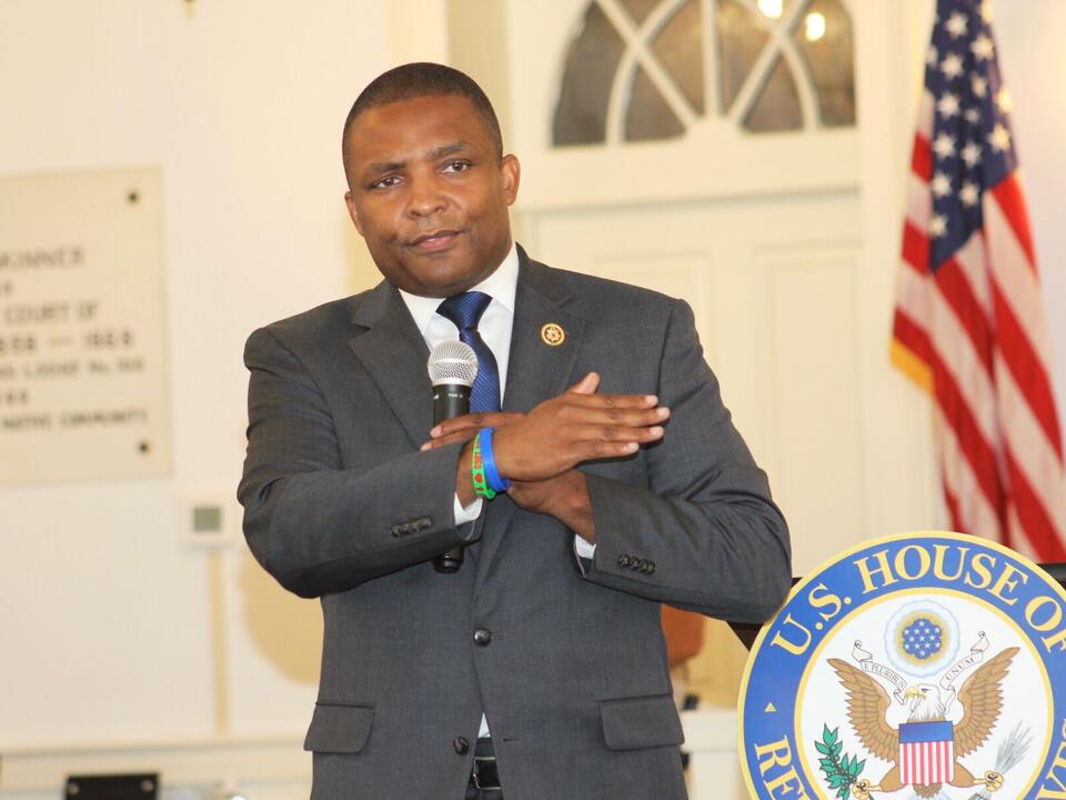 Davis mum on Biden debate performance, focused on 'issues relevant to constituents' concerns'