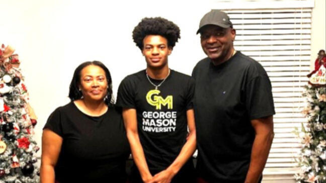 Record-Breaking Whitaker Signs with George Mason University - NewsBreak