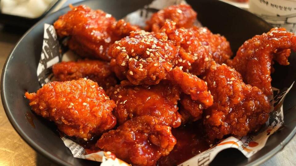Nationally-acclaimed fast-casual chain Federal Donuts & Chicken closes ...