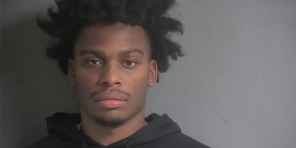 Iowa basketball player pleads guilty to bar fight - NewsBreak