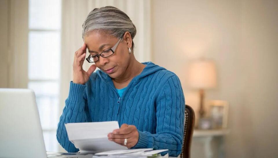 Could There Be a Future Without Reading Glasses? Science Says Yes—With ...