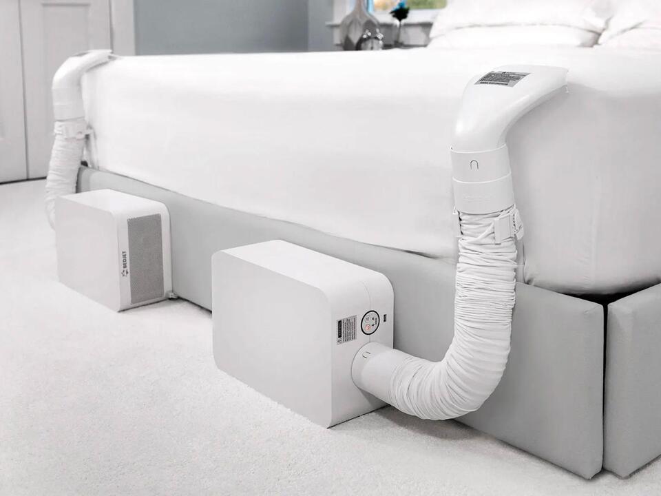 This Viral "Bed Climate System" Can Help You Sleep Better in Heatwave ...