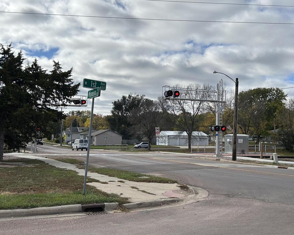 Mitchell Police Department Urges Drivers to Follow Railroad Crossing ...