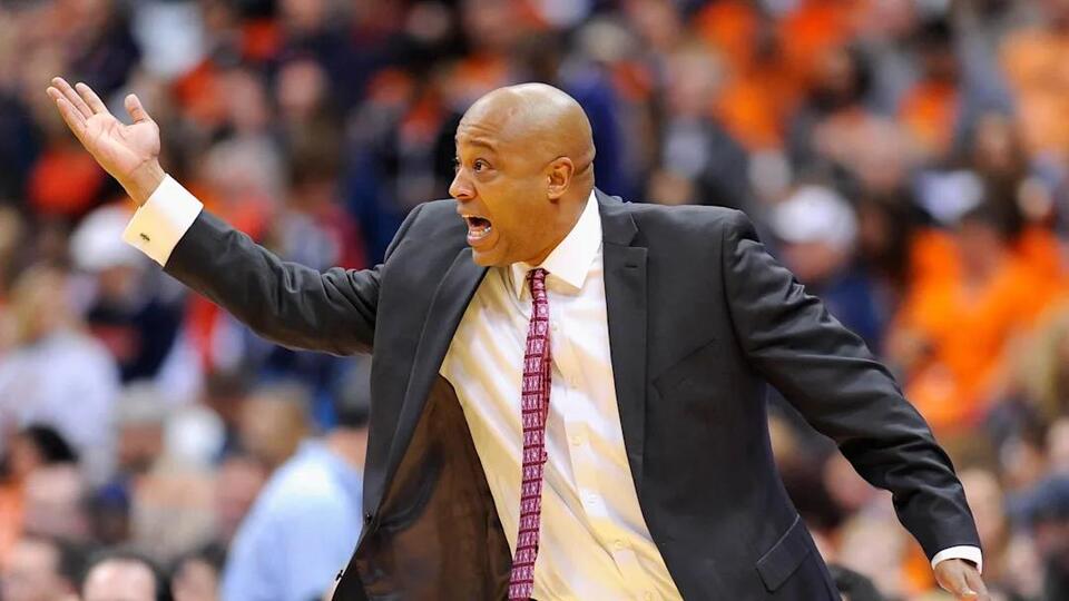 What Bill Courtney brings to Miami as interim head coach - NewsBreak