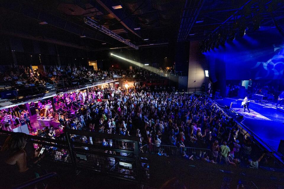 2025 Women Who Rock Benefit Concert: Jessica Simpson, Kiya Tomlin, and ...