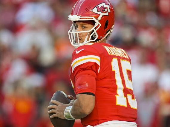 Bills vs. Chiefs radio station: Channels, live streams to listen live ...