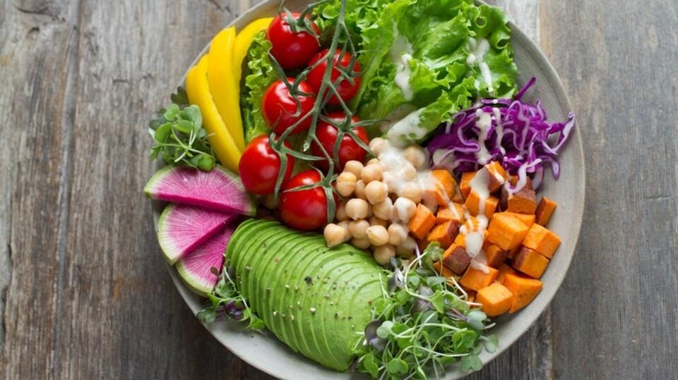 The Real Cost of Takeout vs. Cooking at Home - NewsBreak