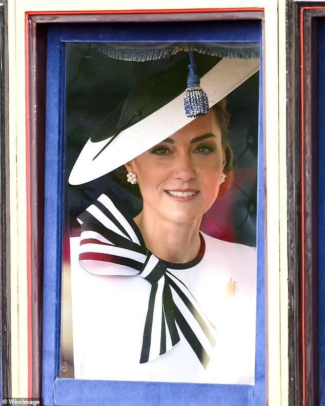 Designer to the royals, Amanda Wakeley, reveals why Kate Middleton's ...