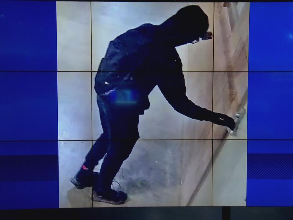 New photos released of arson suspect in Arizona as reward is increased