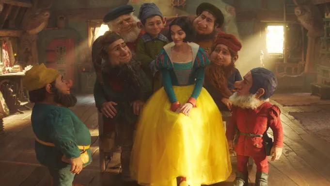 Review: In Revamping Snow White More than 80 Years Later, Disney’s New ...