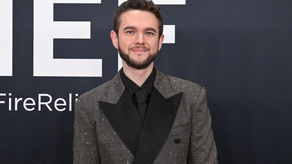 Inside Zedd's Splashy LA Home-Which is Really More Like an All ...