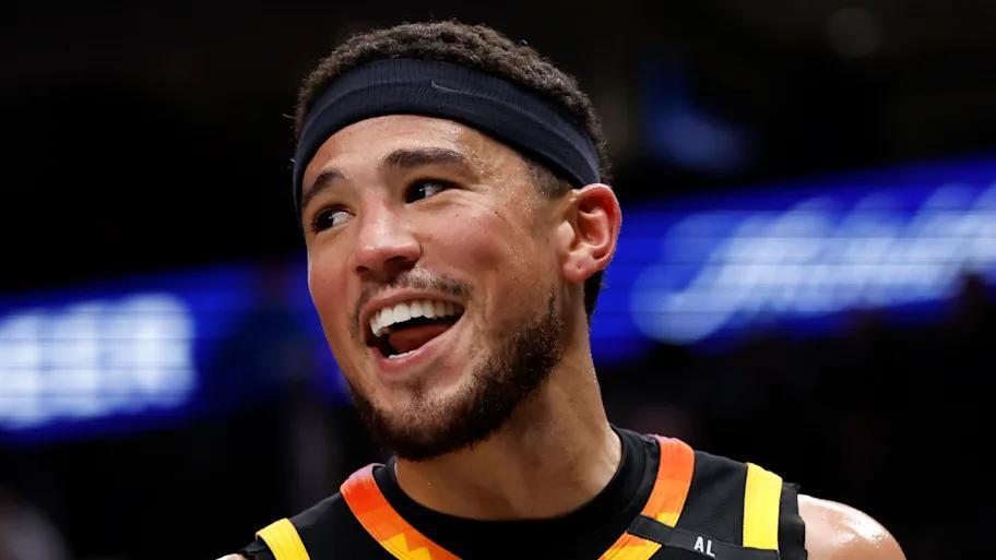 Suns made their stance on Devin Booker crystal clear - NewsBreak