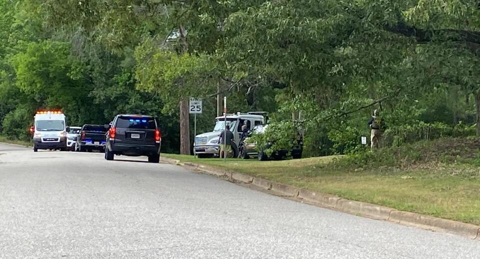 High speed pursuit ends in crash in Phenix City - NewsBreak