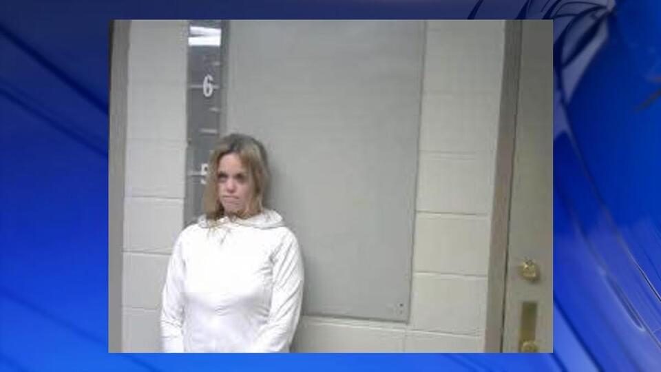 Scottsboro woman charged for sending inappropriate messages, videos to ...