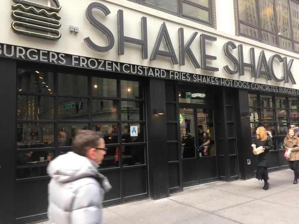 Shake Shack launches $9 congestion pricing combo for New Yorkers ...