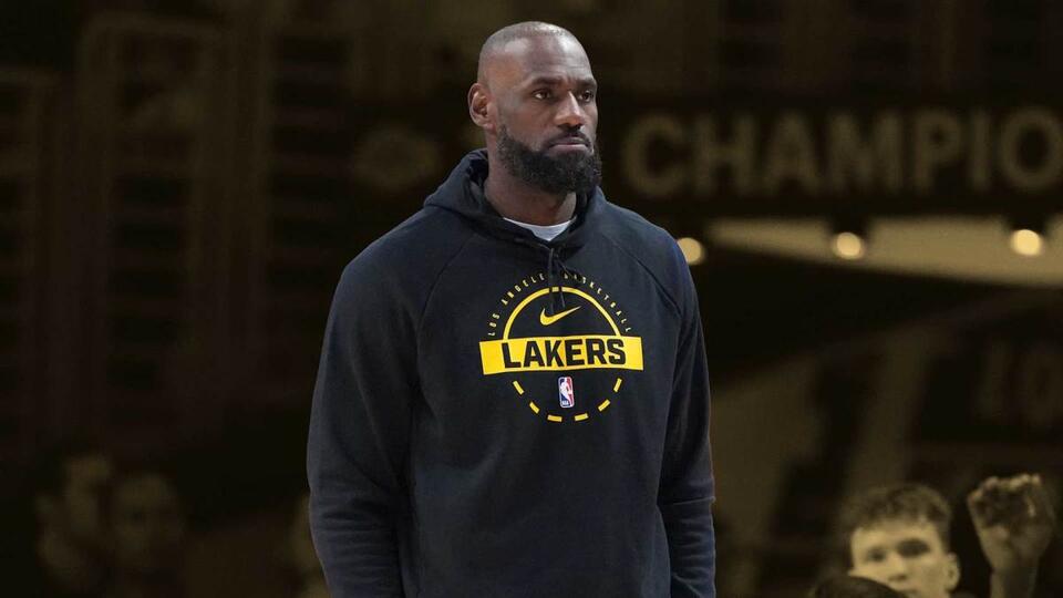 "Lakers need LeBron to be Chris Bosh or Kevin Love" - Chris Broussard ...