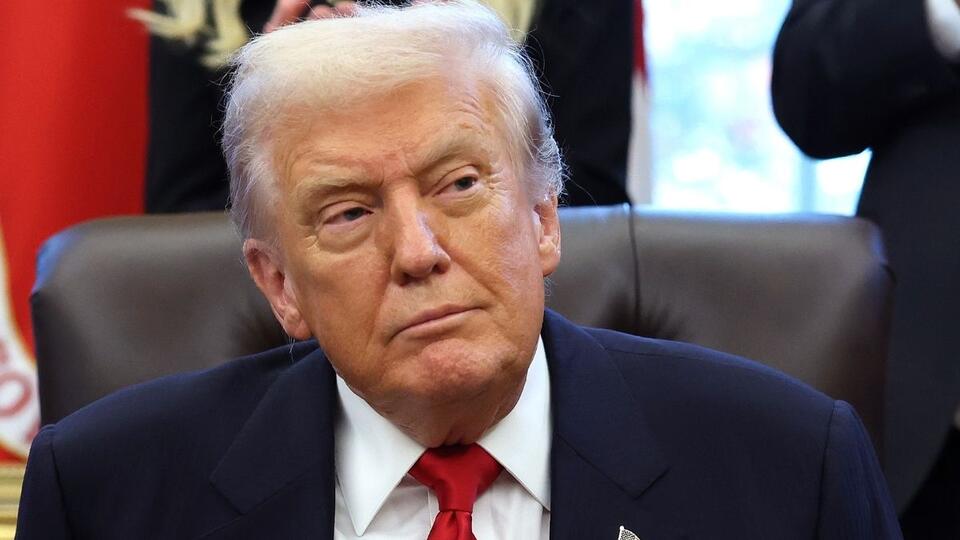 Donald Trump Subjected to Terrible ‘6-7’ Memes in NFL Interview - NewsBreak