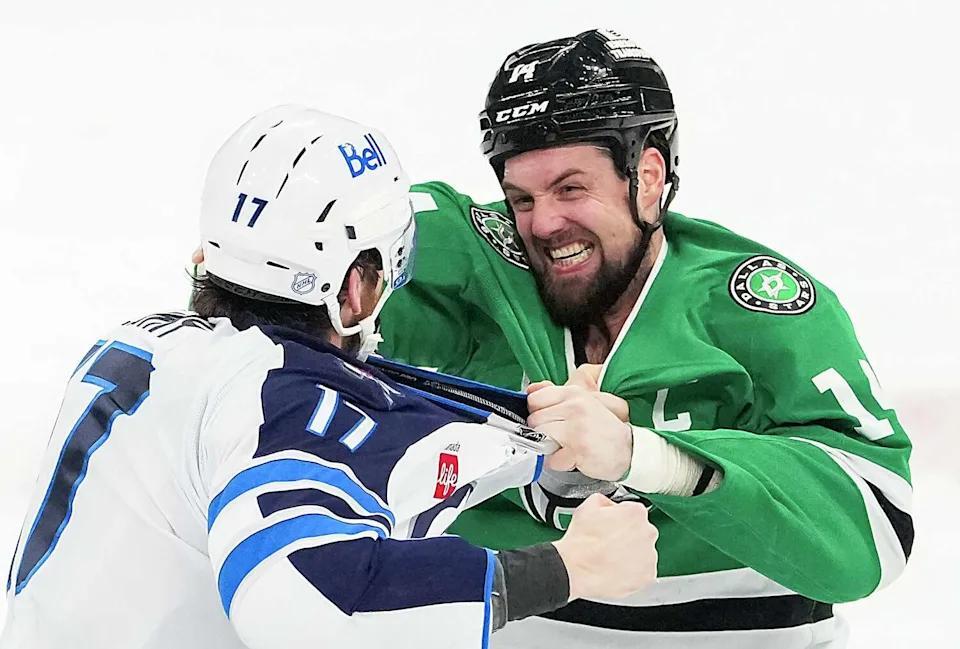 Jason Robertson starts it, Jamie Benn finishes as Stars' physicality ...