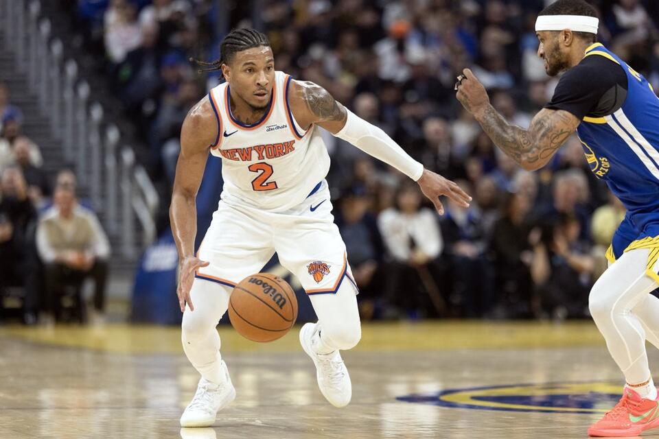 Knicks return home, looking for improved defense vs. surprising Suns ...