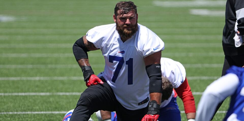 Chicago Bears 2024 Exit Interviews: Ryan Bates - NewsBreak