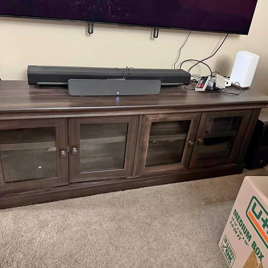 🎁 Freebies Up for Grabs in Redwood City — Furniture, Plants & More ...