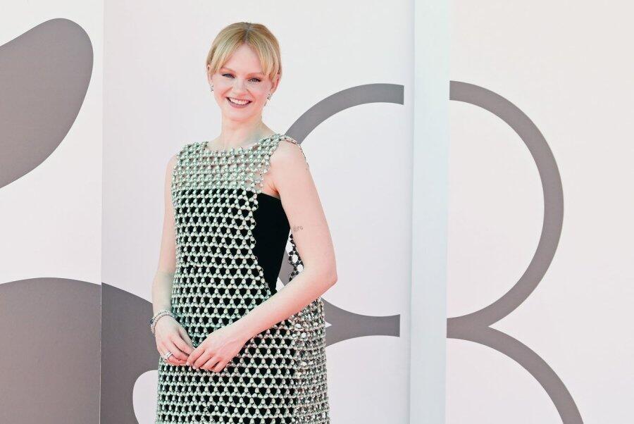 'Mayor of Kingstown' actress Emma Laird to star in BBC's 'Mint' - NewsBreak