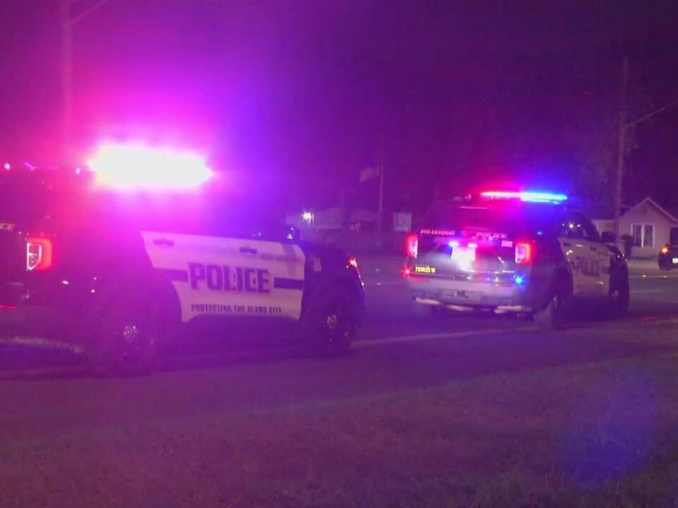 SAPD: Man pronounced dead after being hit by vehicle on Old Highway 90 SAPD: Man pronounced dead after being hit by vehicle on Old Highway 90
