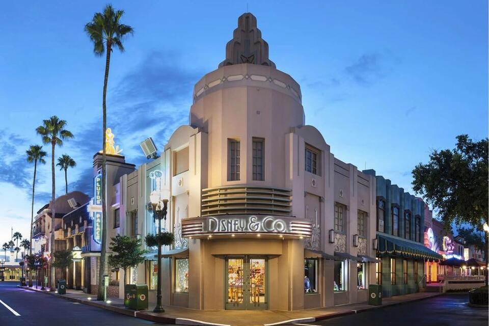 Disney park worker hurt shielding crowd from 400-pound runaway prop in ...