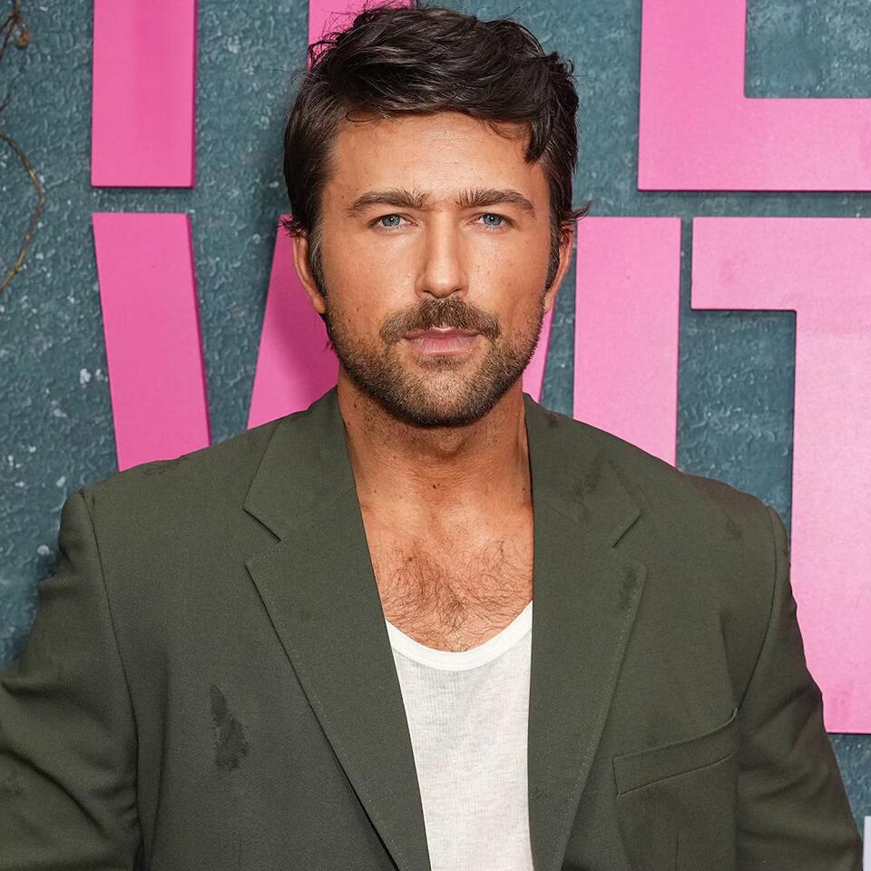 Blake Lively’s It Ends With Us Costar Brandon Sklenar Breaks Silence on ...