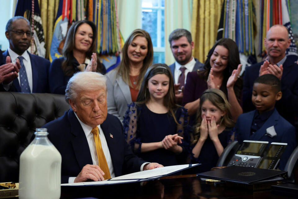 WATCH: Trump signs a law returning whole milk to school lunches - NewsBreak