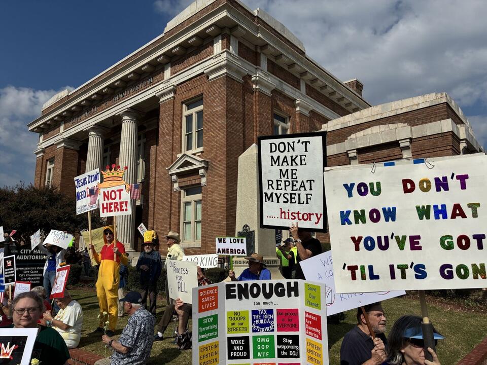 Rome represents in 'No Kings' protests around the country - NewsBreak