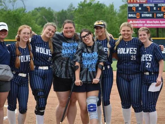 Wolves senior class goes out in style