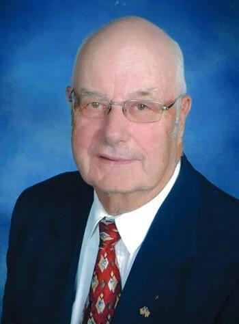 Richard James Roembke (Dick) - NewsBreak