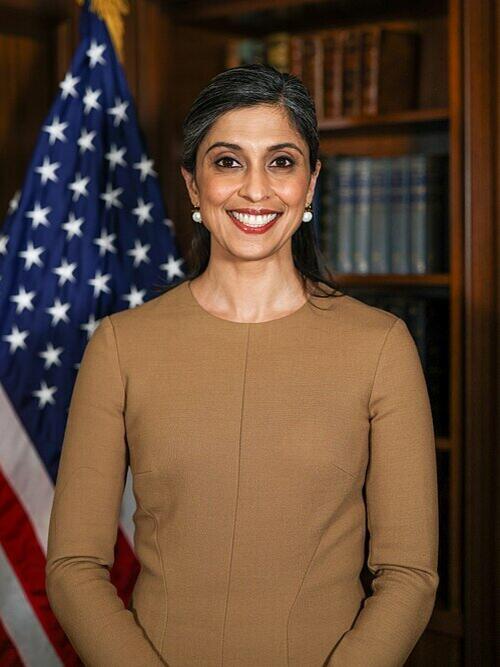 Second Lady Usha Vance launches 2026 Summer Reading Challenge - NewsBreak