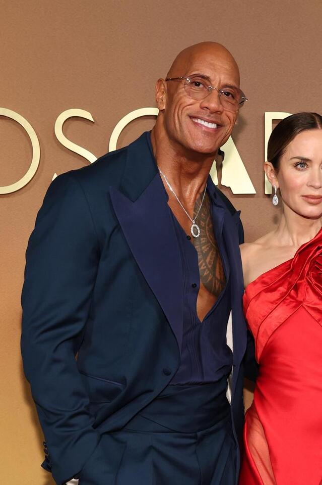 Why Emily Blunt Puked Multiple Times After 'Smashing Machine' Scene ...