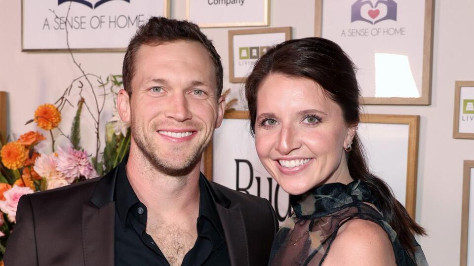 A Deep Dive Into ‘American Idol’ Winner Phillip Phillips’ Wife & Family ...