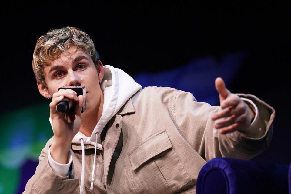 Did Kid Laroi lose all his followers after Instagram Bot Purge? Singer ...