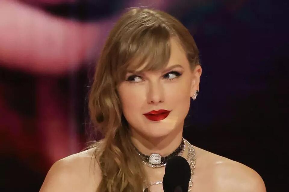 The Poems at Taylor Swift’s ‘Tortured Poets Department’ Installation ...