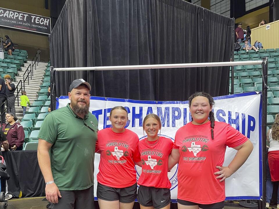 Lady Bucks lift at THSWPA state meet