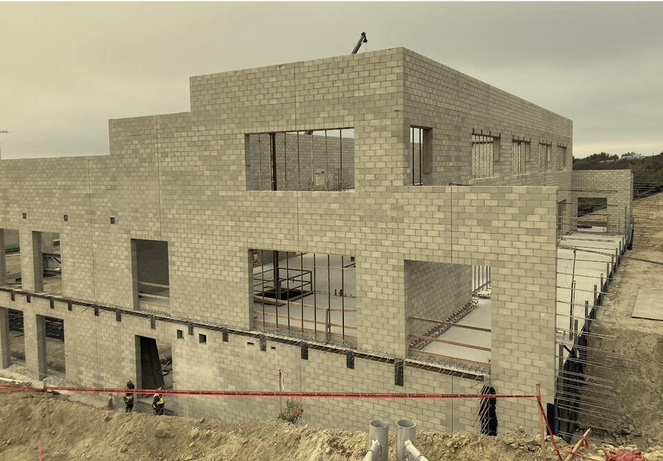 Sage Hill Middle School Build Hits Milestones, Admission Application ...