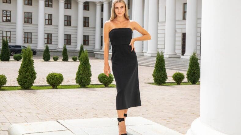 Her Husband Cheated And Gave Her An Ultimatum: She Can Pretend Their ...